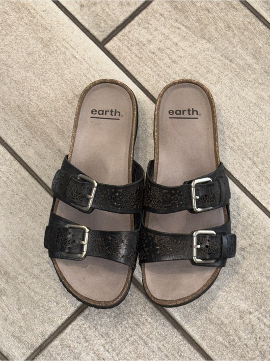 Earth | Shoes | Earth Slider Leather Sandals 65 | Poshmark